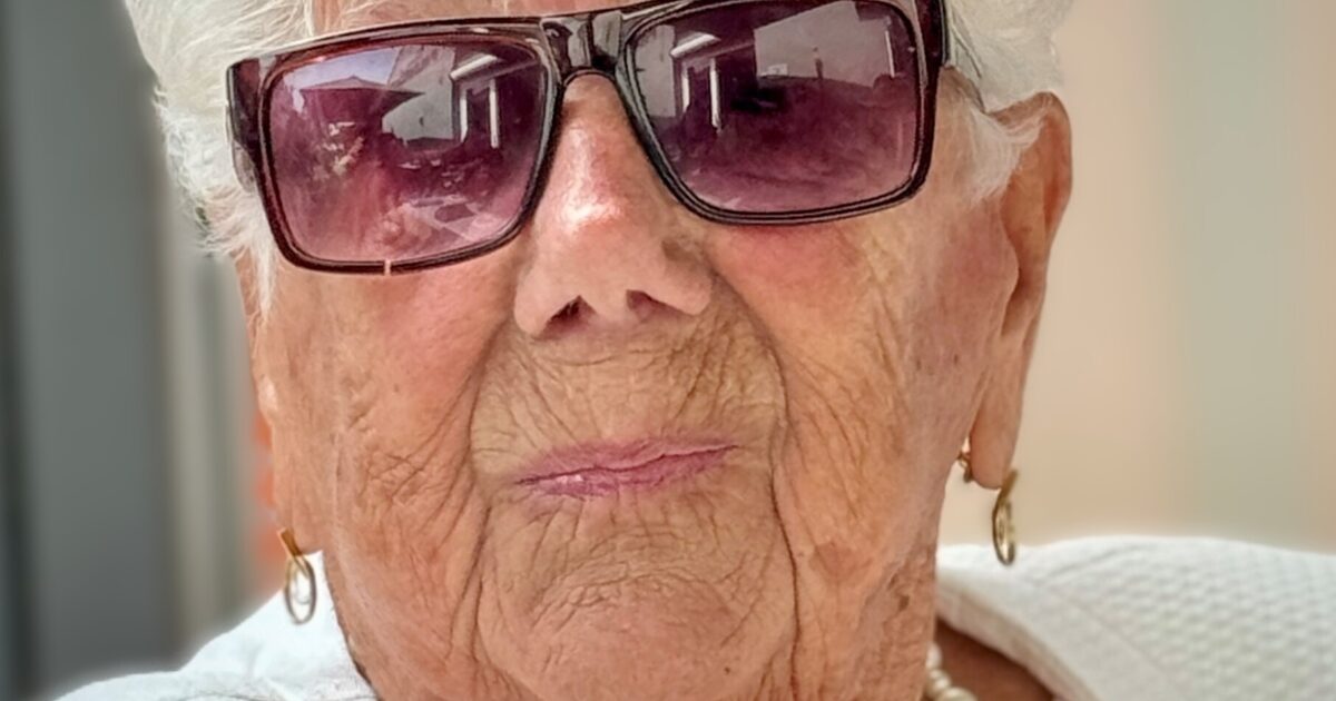 Rouwbericht Jacomina 'Mientje' Rijk | Smet Uitvaart